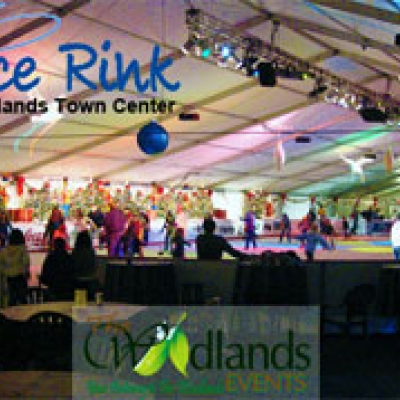 The Ice Rink in The Woodlands Now Open for the Holidays | Harpers Preserve
